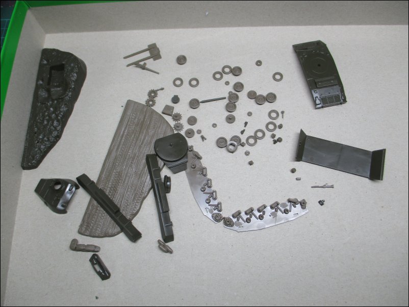 PK-79 Matchbox 1/76 M24 Chaffee - Matchbox 50th Anniversary Group Build ...