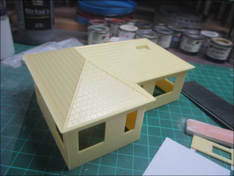 2021 Airfix Railway Group Build - DaveCov's Civilian Buildings - - The ...