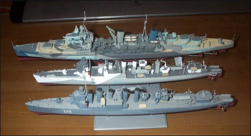 Mirage 1/400 HMS Montgomery (40607)/HMS St Albans (40609) - - The ...