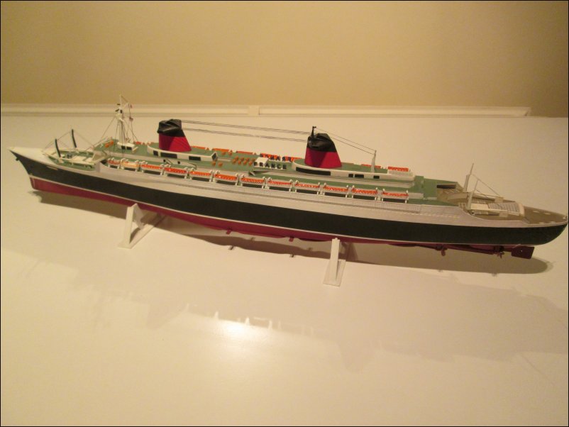 Airfix 1/600 SS France (06202) - - The Airfix Tribute Forum