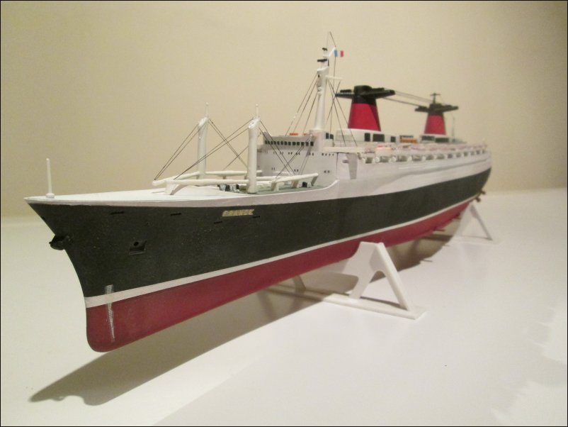 Airfix 1/600 SS France (06202) - - The Airfix Tribute Forum