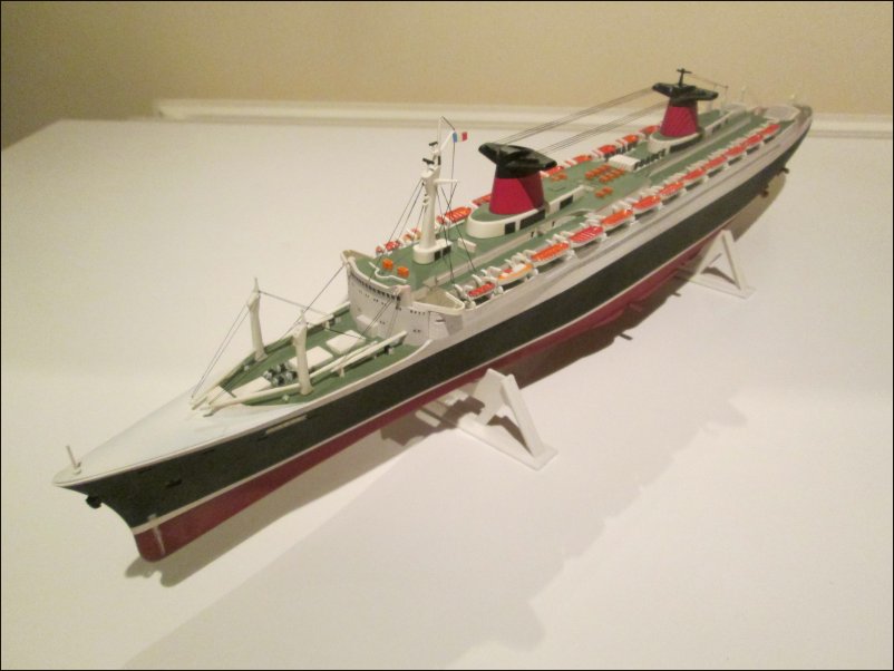 Airfix 1/600 SS France (06202) - - The Airfix Tribute Forum